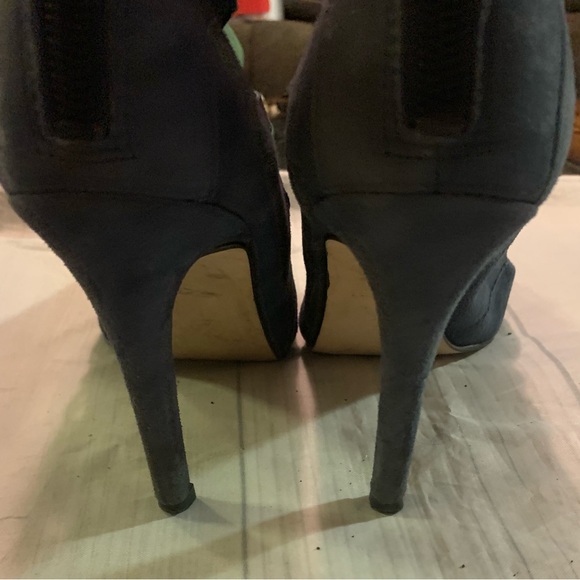 Ivanka Trump | Shoes | Ivanka Trump Heels | Poshmark